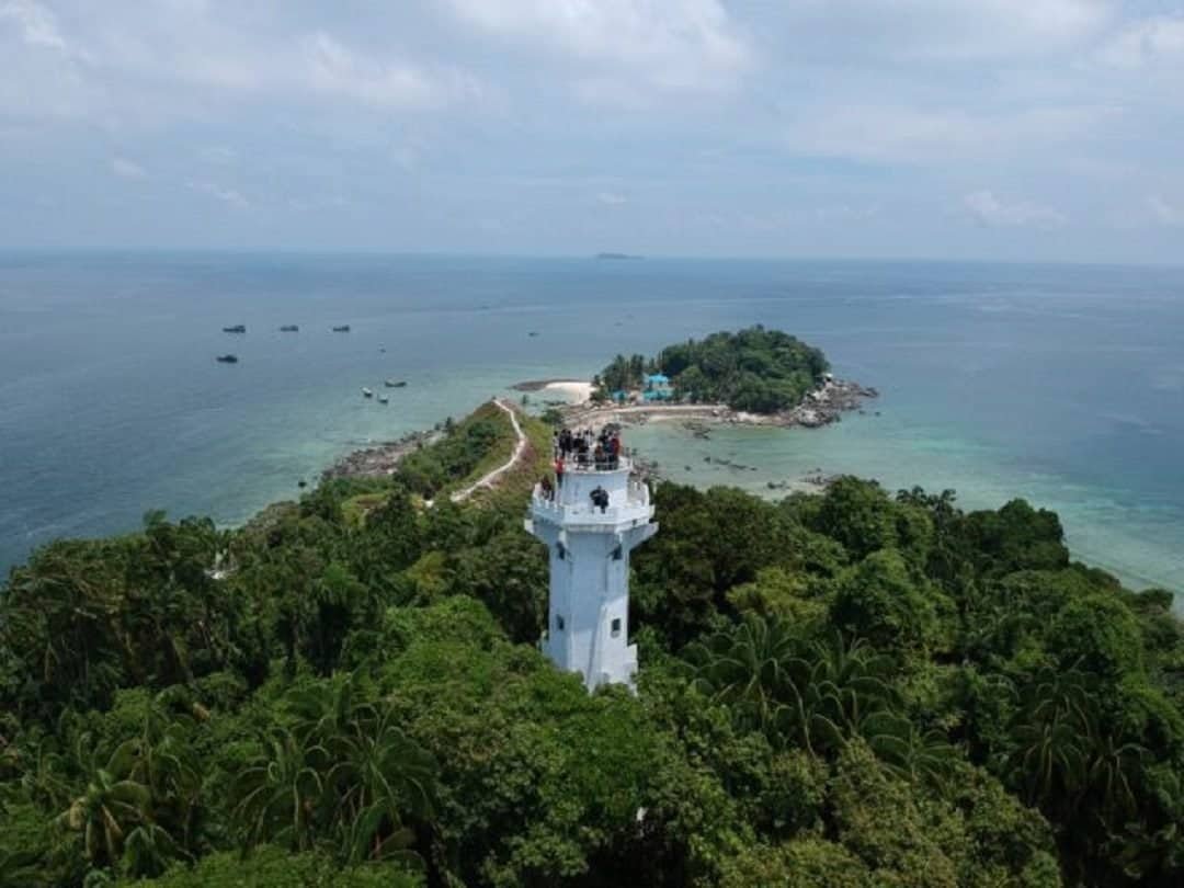 Pulau Pandang: Keindahan Surga Tersembunyi!