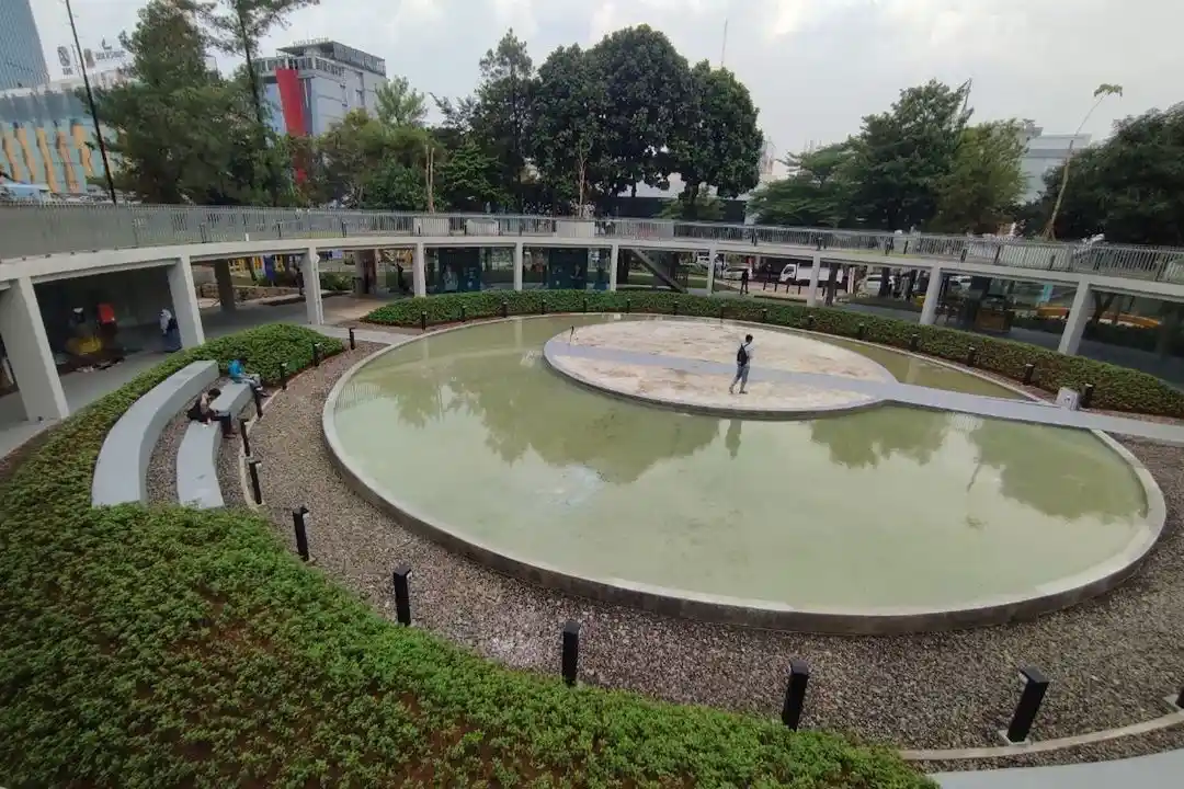 8 Rekomendasi Taman di Jakarta Selatan untuk Santai, Gratis!